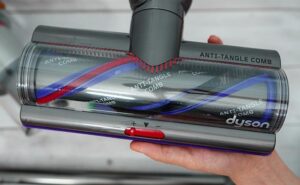 Dyson V8 vs V15 Detect: Which One Is Actually Worth It in 2026?